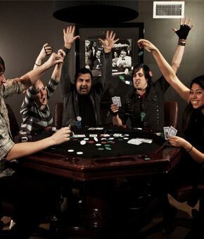 Invite your friends to a PartyPoker party: find out how